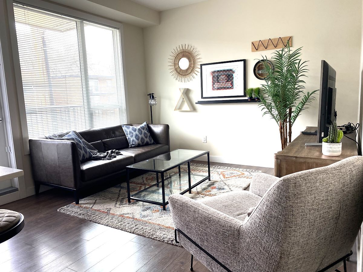 Edmonton Pet Friendly Condo Unit For Rent | Strathcona | Fully ...