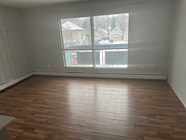 Edmonton Condo Unit For Rent | Strathcona | Cozy 1 bedroom for rent ...